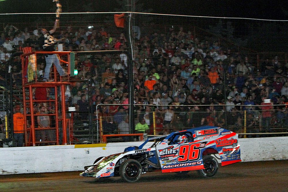 Mike McKinney grabs Syamore Speedway Summit Modified Nationals win ...