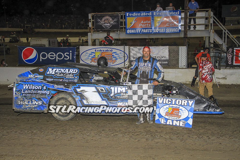 Dean Hoffman captures UMP Modified win at Federated Auto Parts Raceway ...