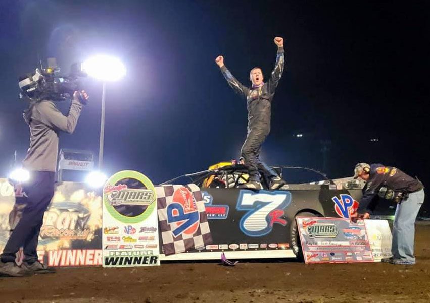 Kent Robinson wins Farmer City 75 at Farmer City Raceway - St. Louis ...