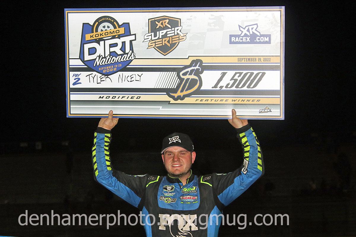 Tyler Nicely completes mod sweep at Kokomo Speedway! - St. Louis Racing ...