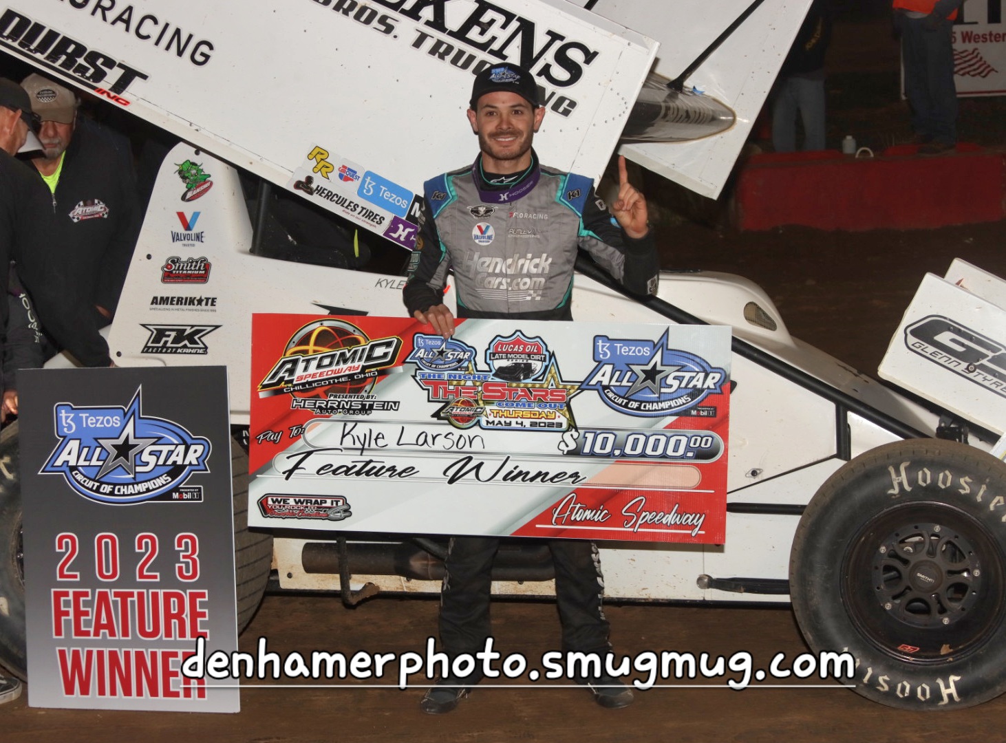 Kyle Larson roars to Atomic All-Star win! - St. Louis Racing ...