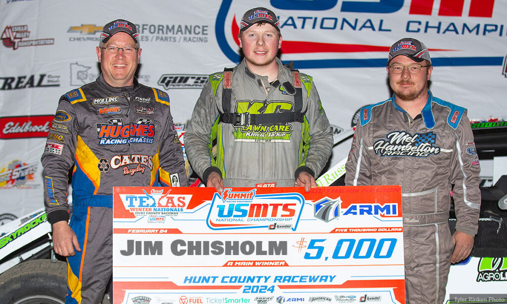 Hunt County Raceway checkers wave for Chisholm - St. Louis Racing ...