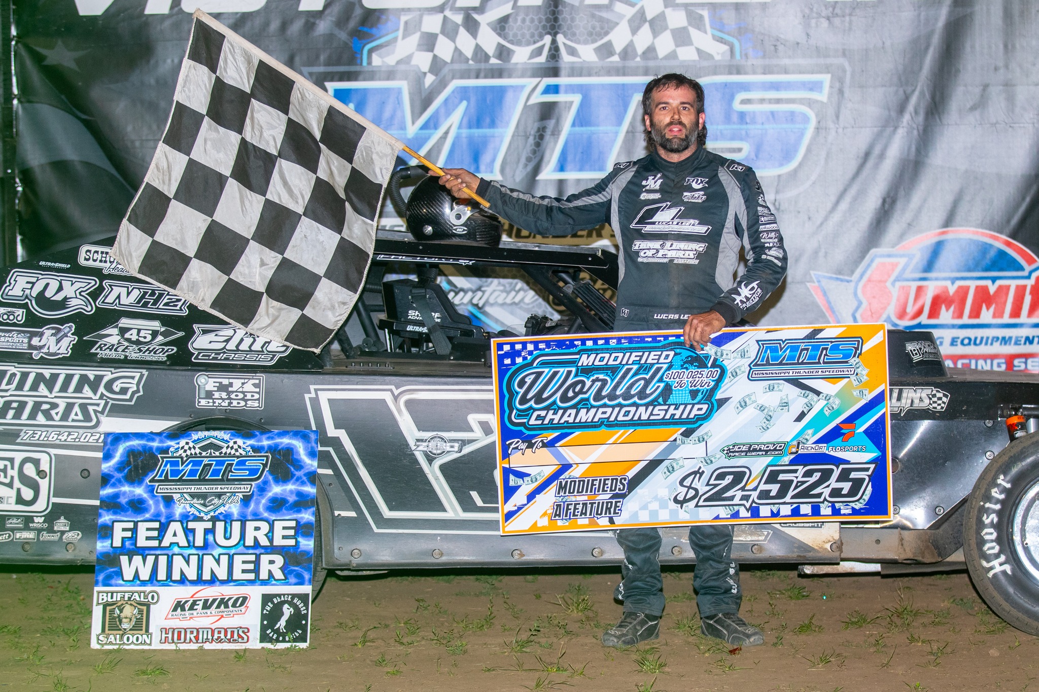 Lucas Lee & Tanner Mullens take Friday prelim wins at Mississippi ...